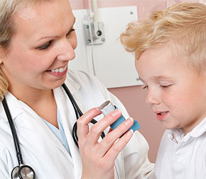 How To Become a Respiratory Therapist (Schools & Salary)